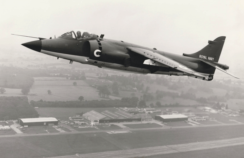 History of Aerodrome - Dunsfold Airfield History Society